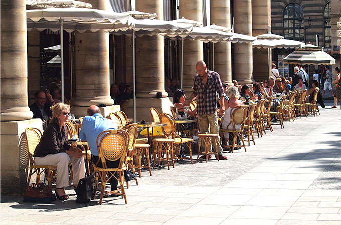 Terrasse de Café: Comment l'Aménager