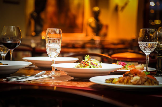 Agencer un Acceuil de Restaurant par un Pro